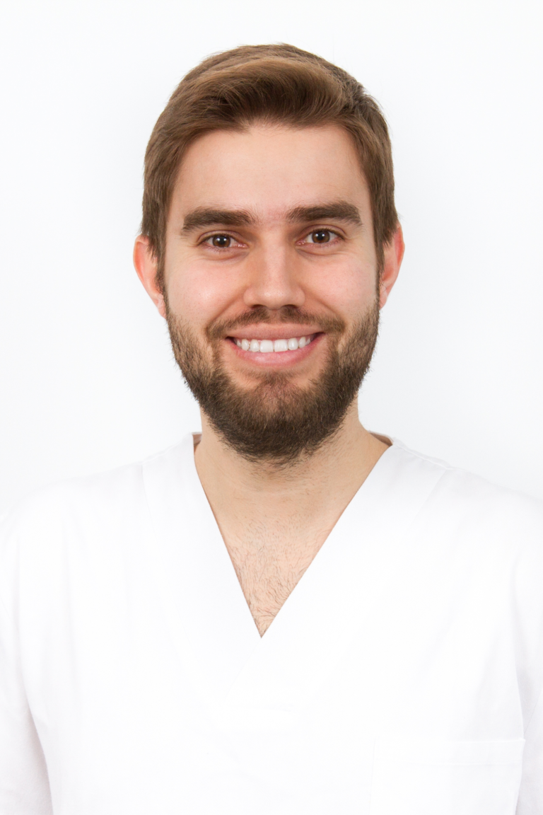 Dr.Rodrigo.Lopez | Clinica Dental Vicalvaro